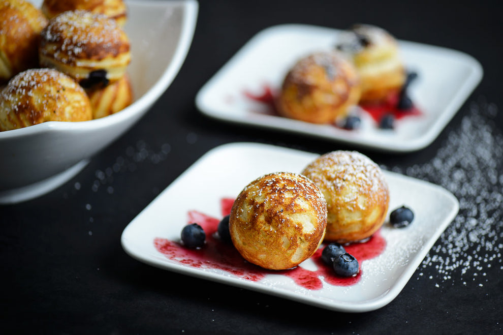 Pancake Puff Maker - Mini Cake Balls/ Pops – The Table Gourmet