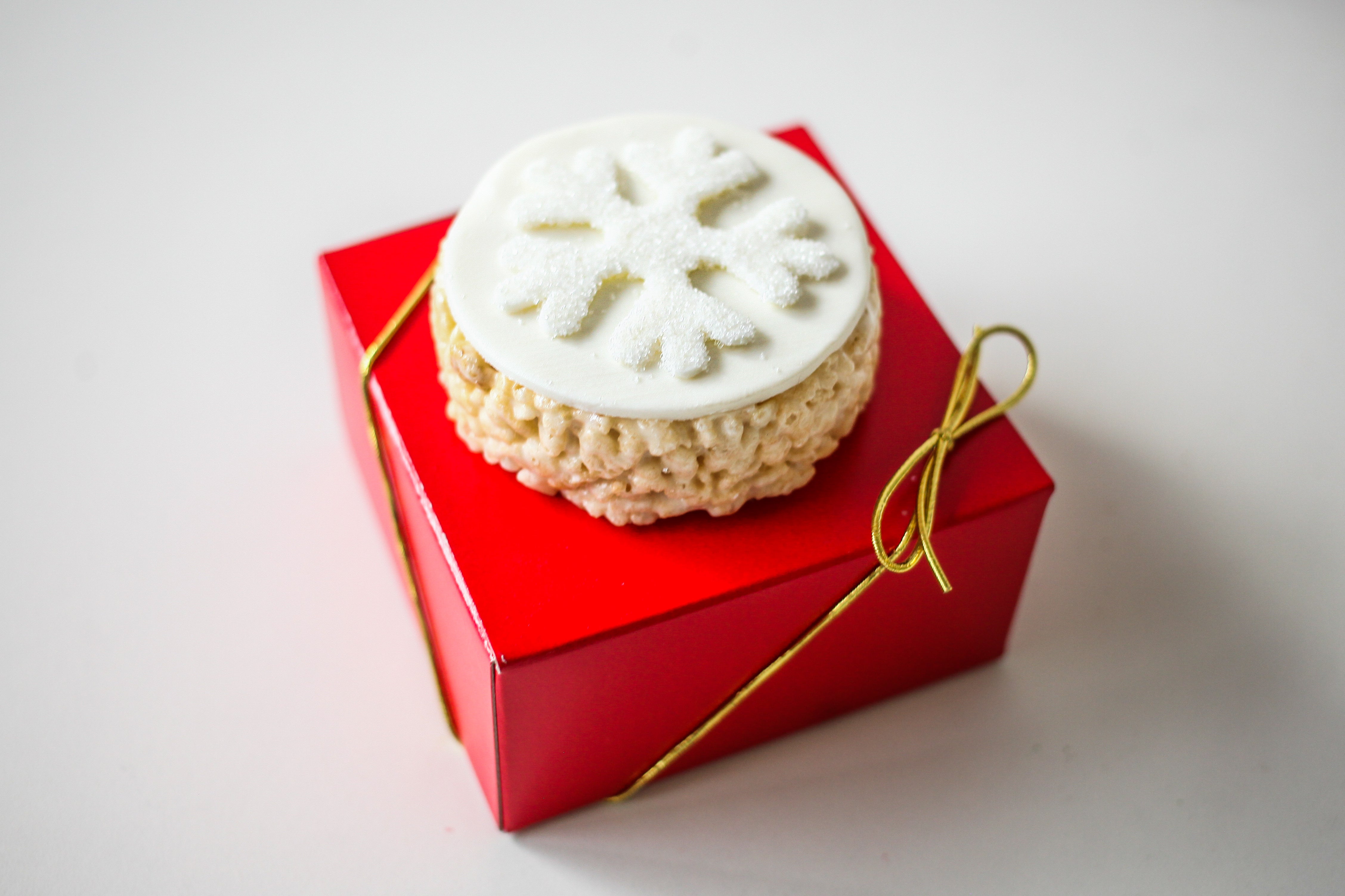 Snowflake Rice Crispie Treats – The Table Gourmet